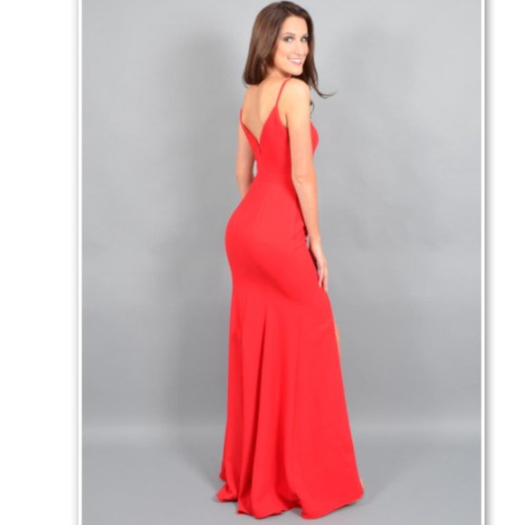 Xscape | Dresses | Nwt Xscape Long Crepe Gown Dress Double Slit Red 4 ...
